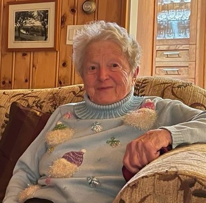 Doris Dauphinee Obituary - Hubbards, NS | Ronald A. Walker Funeral Homes